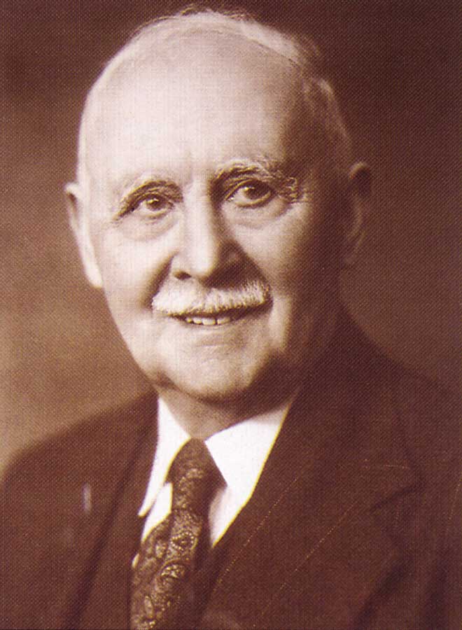 History & Qualifications | Roller & Sharp Top Chain | Forged Chain