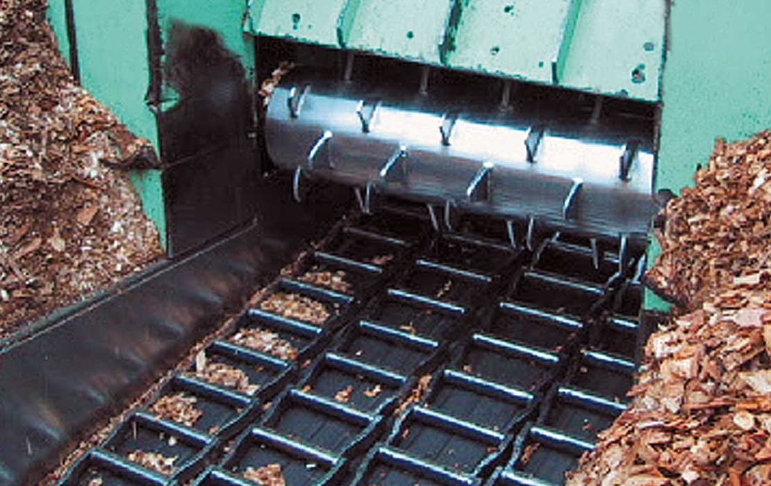 Welded Steel Drag Chains - John King Chains